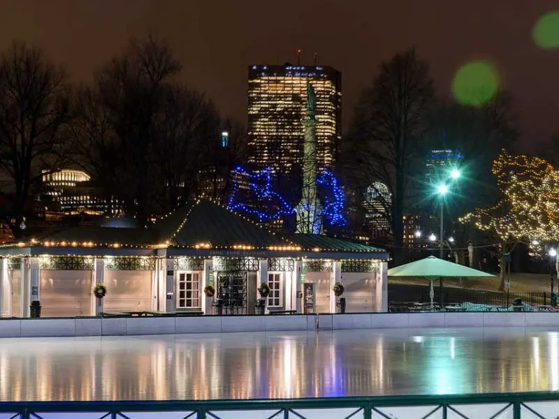 Boston Common: Amenities & Parking - Urbnparks.com