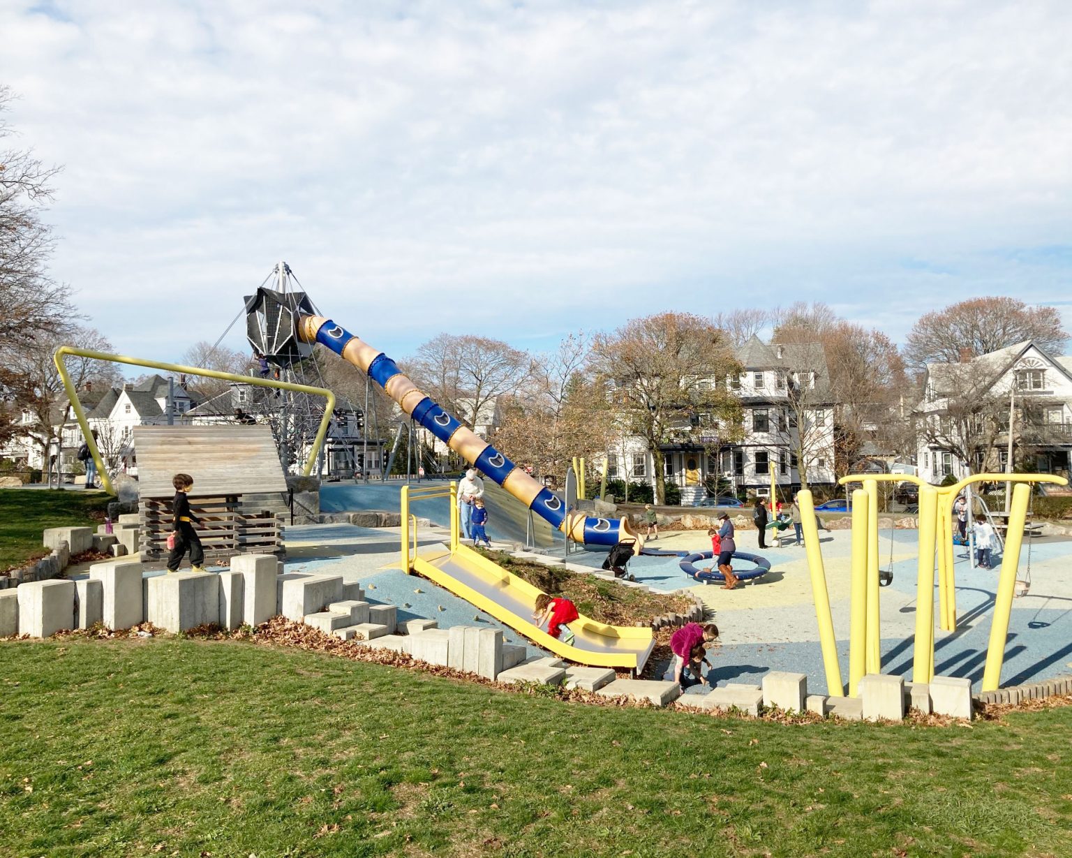 Fallon Field in Roslindale, MA: Plan Your Next Trip - Urbnparks.com