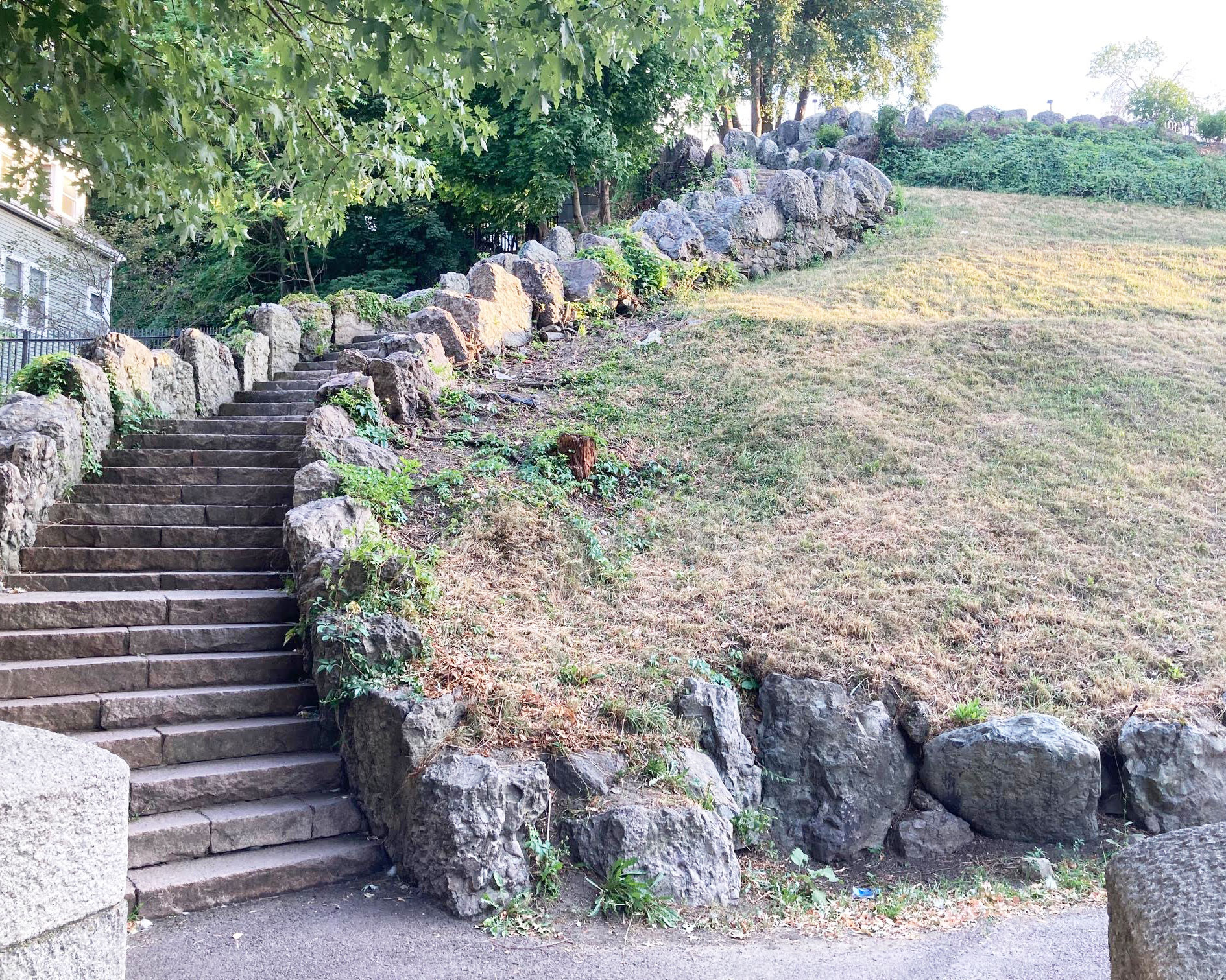 Boston Running Staircases in Boston - Urbnparks.com
