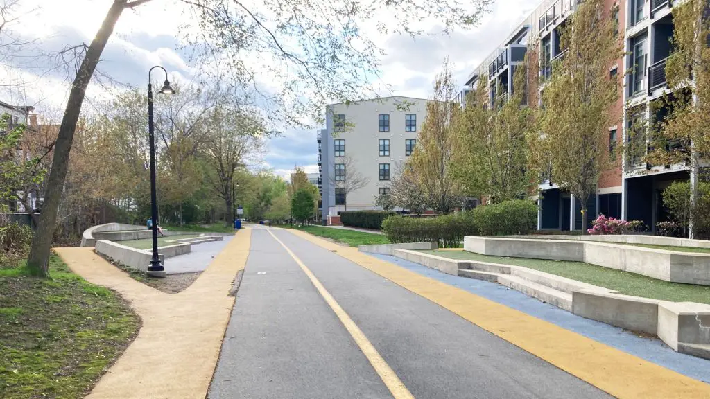 Somerville Community Path in Somerville, MA: Plan Your Trip - Urbnparks