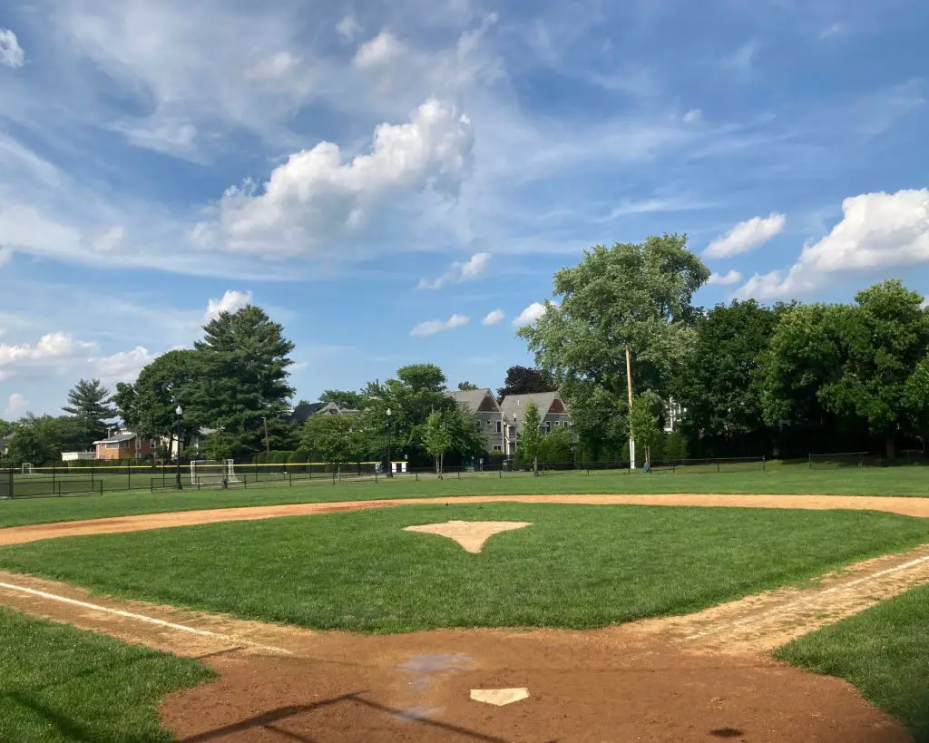 Russell Field in Cambridge, MA: Plan Your Next Trip - Urbnparks.com
