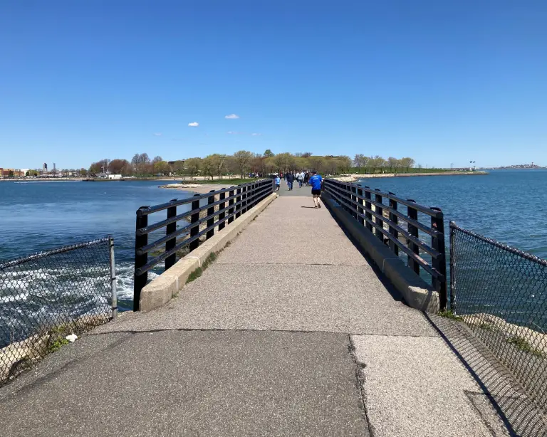 Castle Island in South Boston, MA: Parking & Amenities - Urbnparks.com