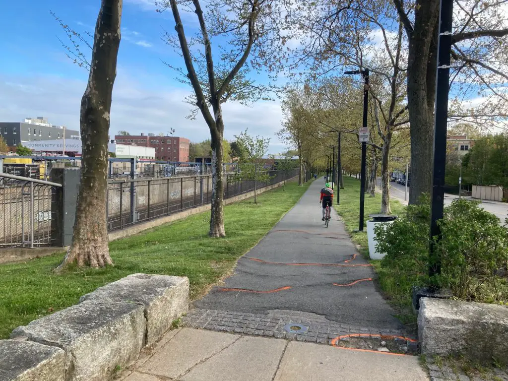 Southwest Corridor Park in Boston MA - Urbnparks.com